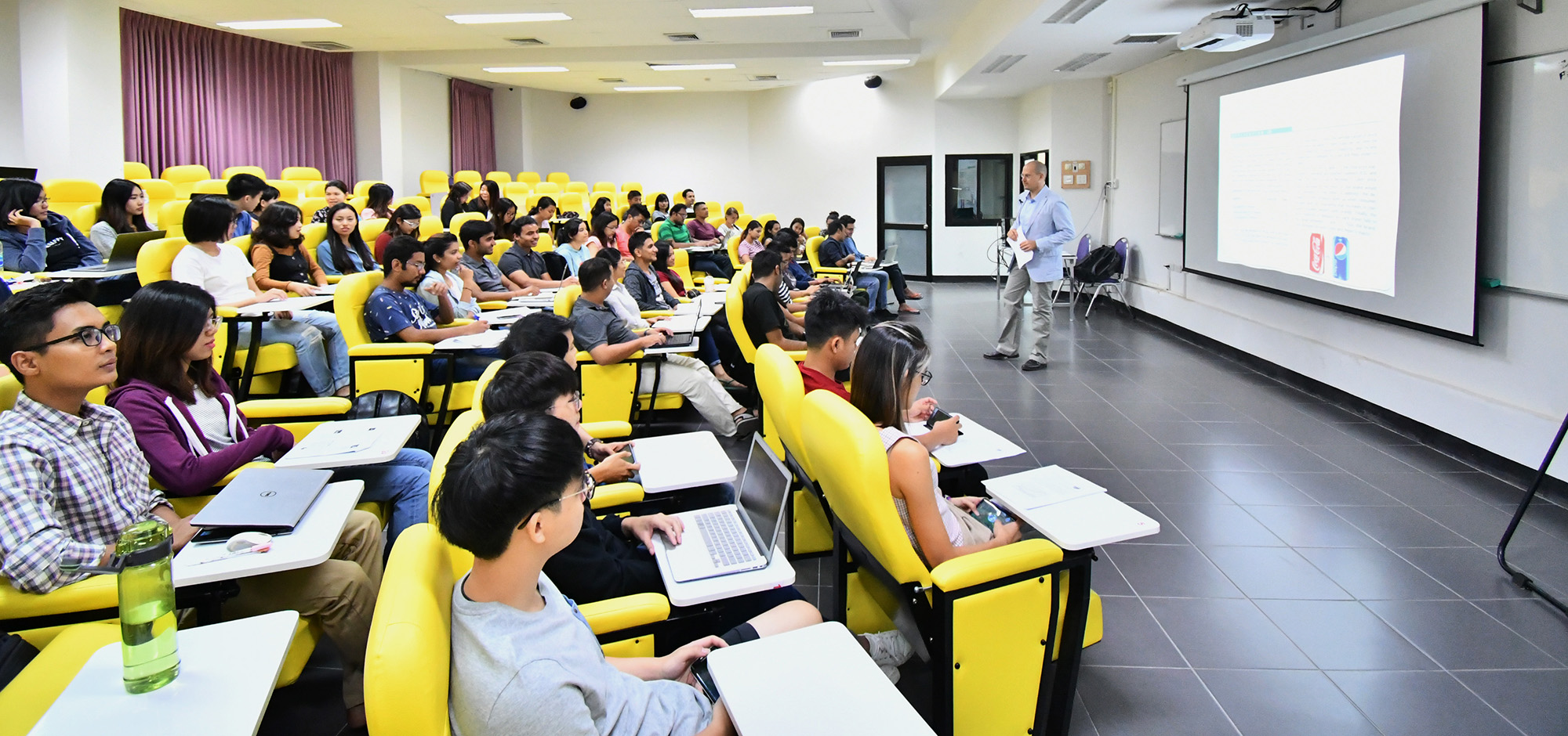 Những ưu điểm và nhược điểm nên lưu ý về chương trình EMBA – AITCV